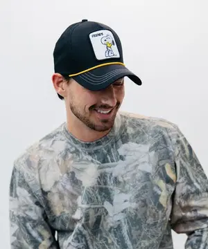 PETER GRIMM Snoopy Friends Trucker Cap