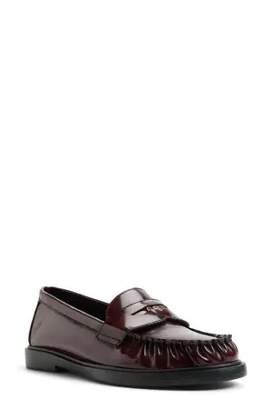 G.H.BASS Wren Penny Loafer