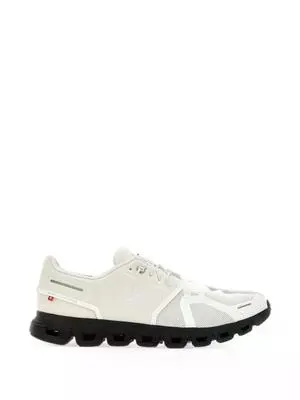 On 6 Sneakers With Paneled Design And Rubber Sole