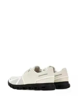 On 6 Sneakers With Paneled Design And Rubber Sole