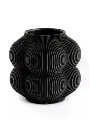 SHEYN Little Peach Ribbed Vase - Black