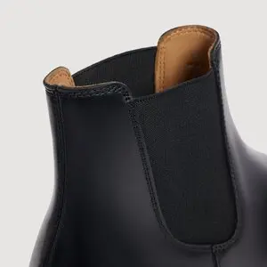 Sandro Smooth Leather Chelsea Boots - Black