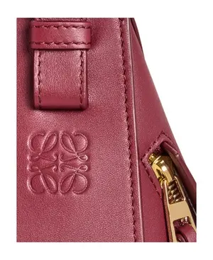 Loewe Hammock Compact Bag In Classic Calfskin