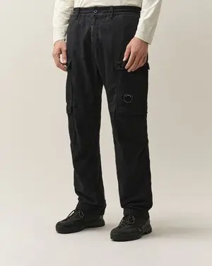 C.P. COMPANY T-cut Flat-front Cargo Pants - Black