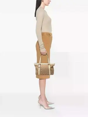 Gucci Gg Canvas Abbey D Ring Tote Bag