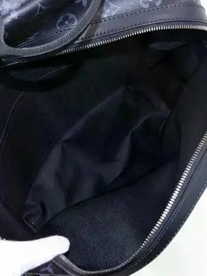 LOUIS VUITTON 2021-2026 Monogram Eclipse Discovery Backpack - Black