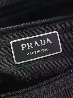 Prada 2013-2026 Tessuto Zip Buckle Messenger Bag Crossbody Bag