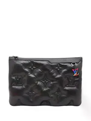 LOUIS VUITTON 2018 Monogram Puffer A4 Pouch Clutch Bag - Black