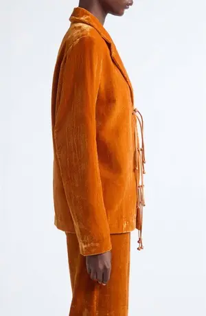 KIM SHUI Velvet Blazer
