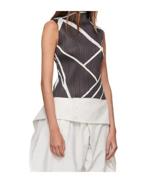 Issey Miyake Sleeveless High Neck Geometric Top - Charcoal-grey