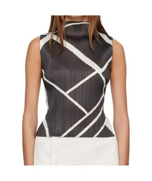 Issey Miyake Sleeveless High Neck Geometric Top - Charcoal-grey