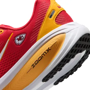 Nike Vomero 18 Nfl Road Running Shoes - Red