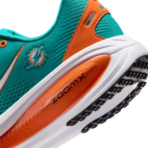 Nike Vomero 18 Nfl Road Running Shoes - Green