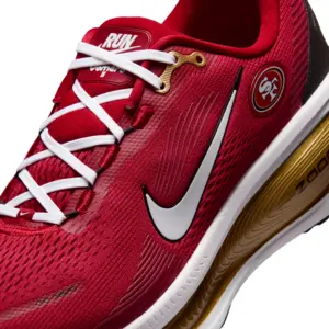 Nike Vomero 18 Nfl Road Running Shoes - Red