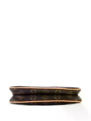 LOUIS VUITTON Monogram Canvas Pochette Bag - Brown