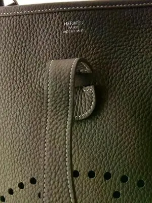 Hermès Evelyne Bag Gen Iii Clemence Gm - Grey