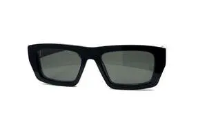 Gucci Rectangular Frame Sunglasses
