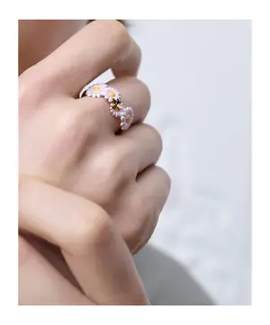 Dior Daisy Ring