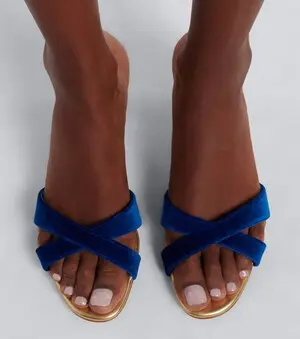 Manolo Blahnik Callydramu Velvet Mules