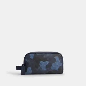 COACH OUTLET Small Travel Kit In Signature Camo Print - Green/black