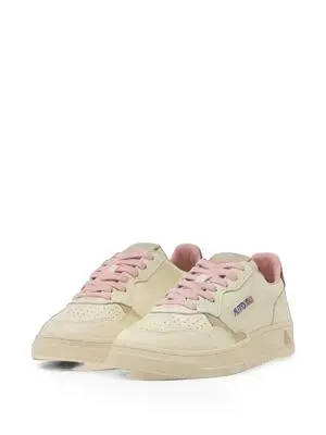 AUTRY Medalist Low Leopard-detail Sneakers