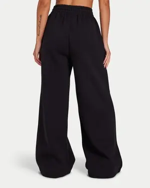 HERA Collective Wide Leg Joggers