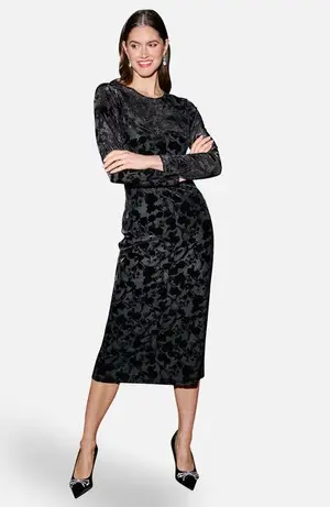 YUMI Burnout Floral Velvet Midi Dress