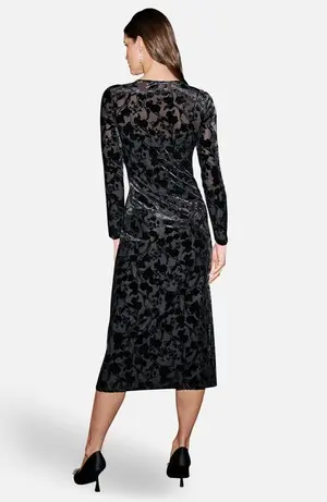 YUMI Burnout Floral Velvet Midi Dress
