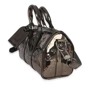 LOUIS VUITTON Keepall Bandouliere 25