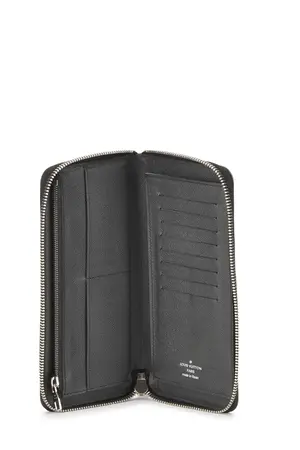 LOUIS VUITTON Taiga Zippy Vertical Wallet