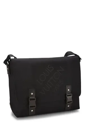 LOUIS VUITTON Damier Geant Canvas Messenger Bag