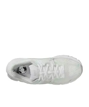 Nike Solid Color Sneakers