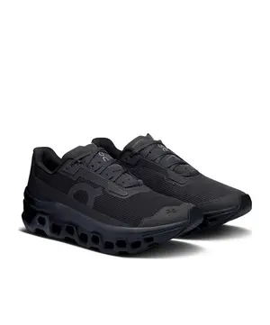 On Solid Color Sneakers - Black