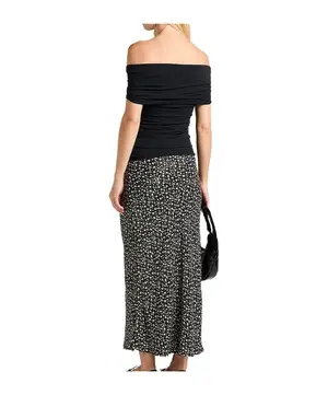 MAXCO. Max&co. Off-the-shoulder Short-sleeve Top