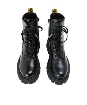 Off-White Solid Color Ankle Boots
