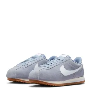 Nike Solid Color Sneakers - Gray