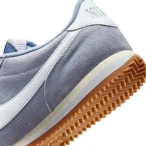 Nike Solid Color Sneakers - Gray