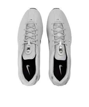 Nike Solid Color Sneakers - Silver