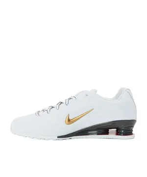 Nike Lace Up Sneakers - No