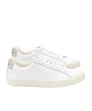 VEJA Low Top Leather Sneakers