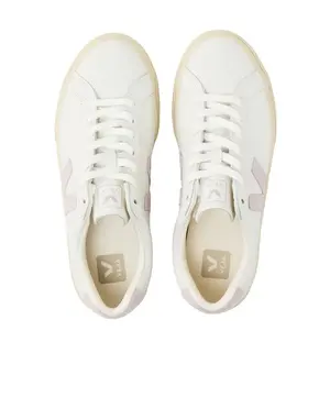 VEJA Minimalist Low-top Sneakers With Suede Detailing - No