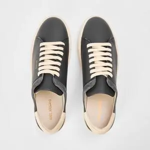 Axel Arigato Simple And Elegant Sneakers