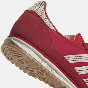ADIDAS ORIGINALS Retrostyle Sneakers - Red