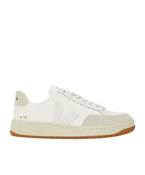 VEJA Simple And Versatile Shoes - White