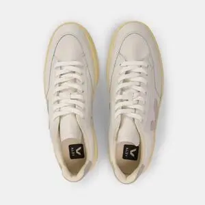 VEJA V-10" Lace Up Sneakers - Nude