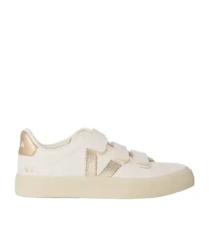 VEJA Simple Versatile Shoes - White