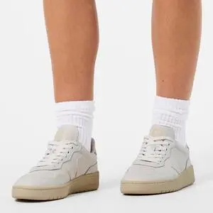 VEJA Simple Casual Shoes