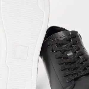 Hugo Boss Solid Color Sneakers