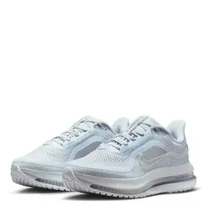 Nike Solid Color Sneakers