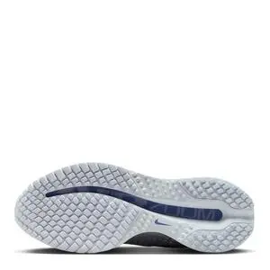 Nike Solid Color Sneakers